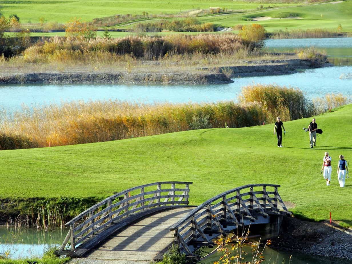 Golf course instead of gravel pit - sustainability counts - Golf ...